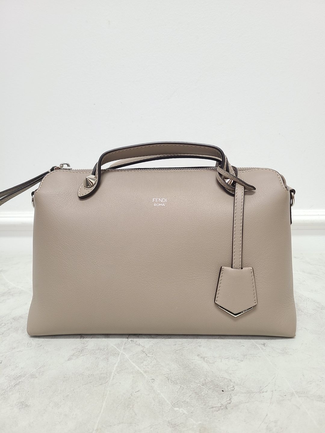 Fendi Beige Dove Grey Calf By The Way Medium Boston Bag Fendi Beige Dove Grey Calf By The Way Medium Boston Bag